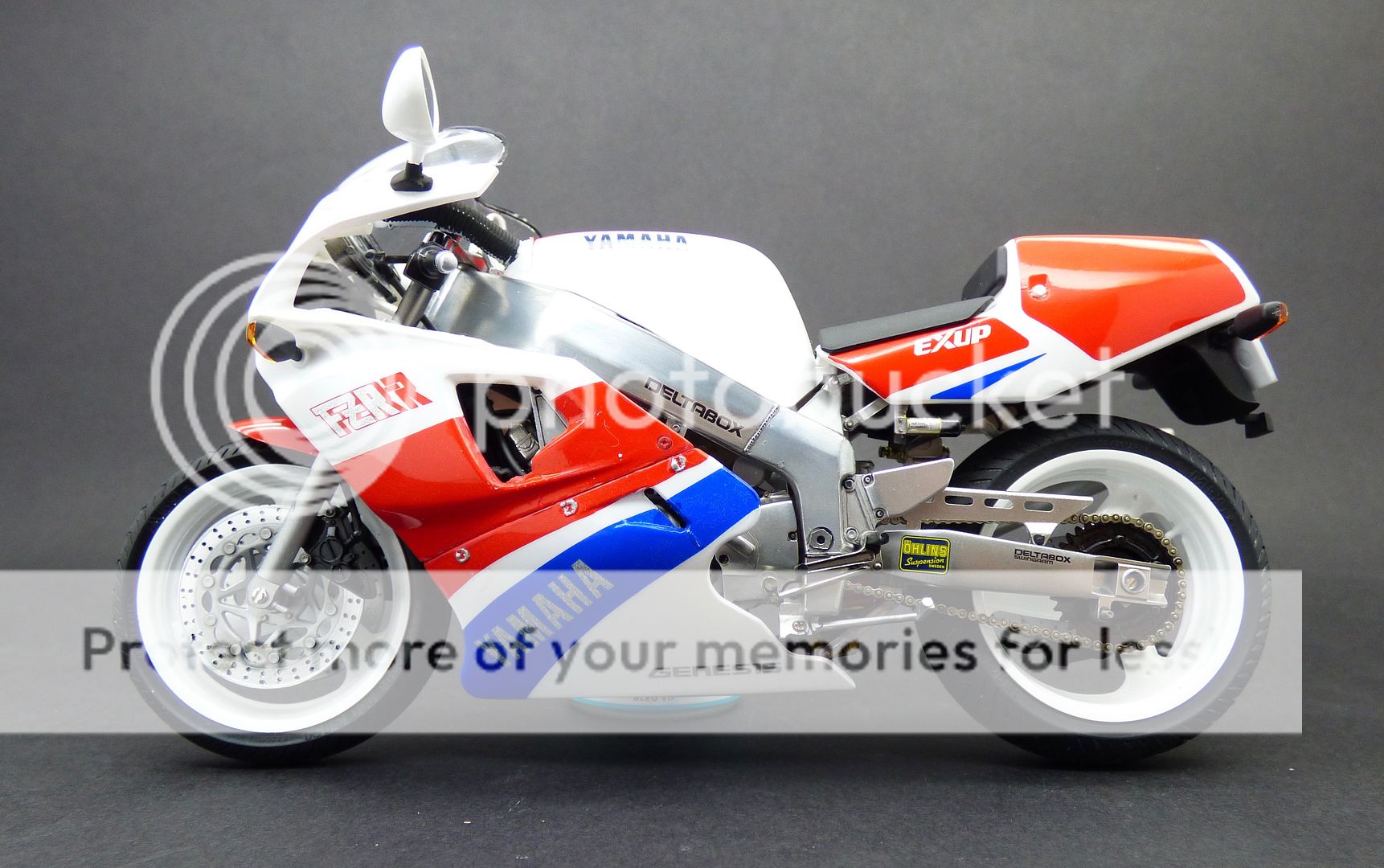 Paul's 1/12 Tamiya Yamaha Fzr 750R - International Scale Modeller