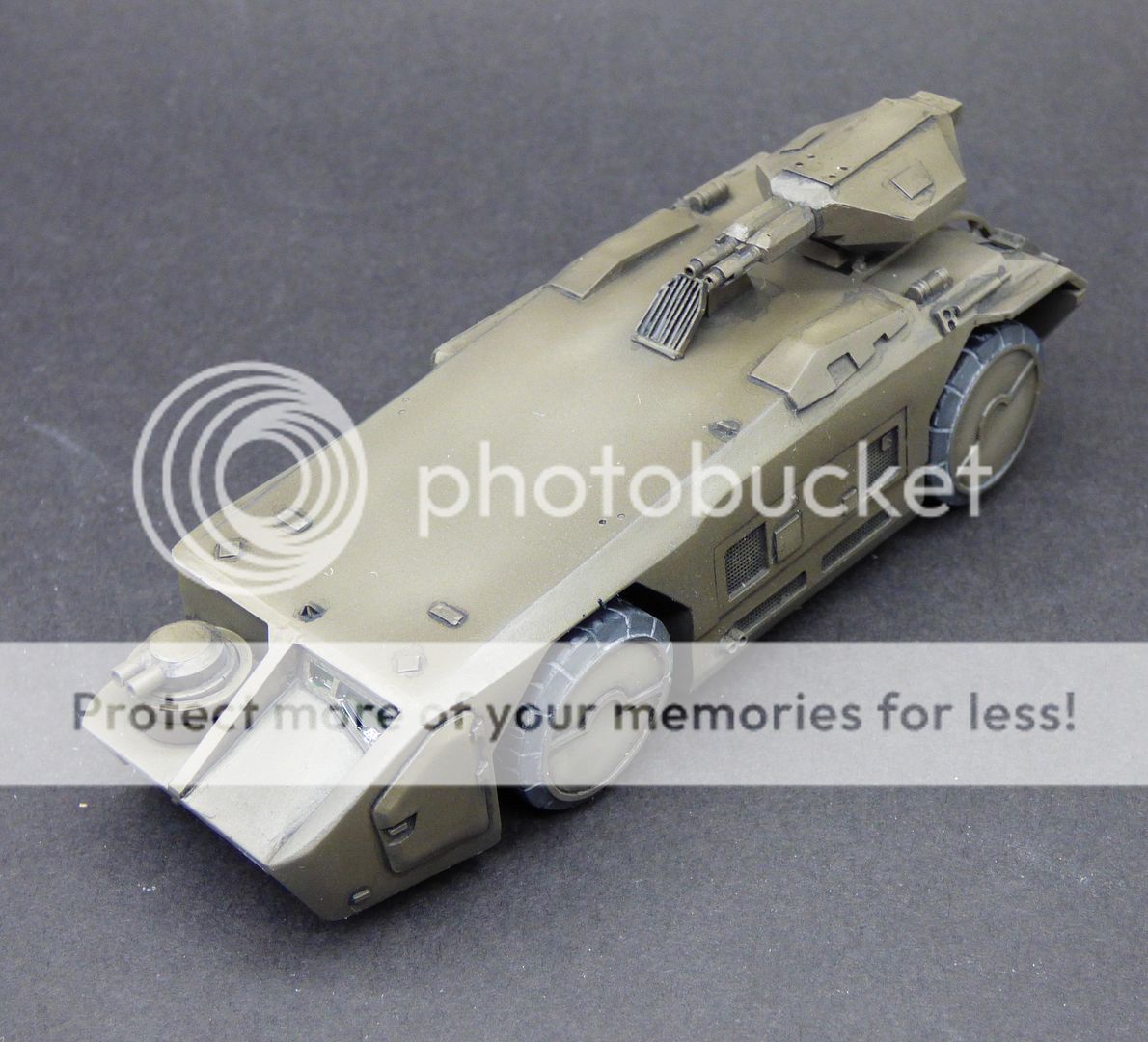 Paul's Retro kit 1/72 Aliens M577 APC - International Scale Modeller