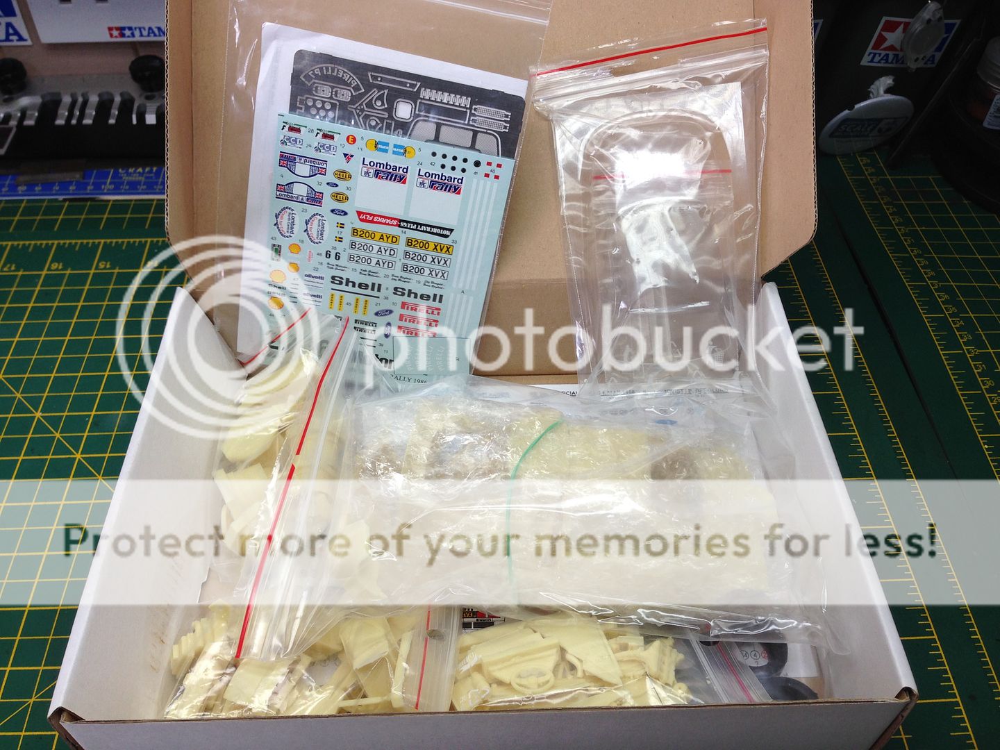 What modelling goodies did the postman deliver today.... - Page 829 ...