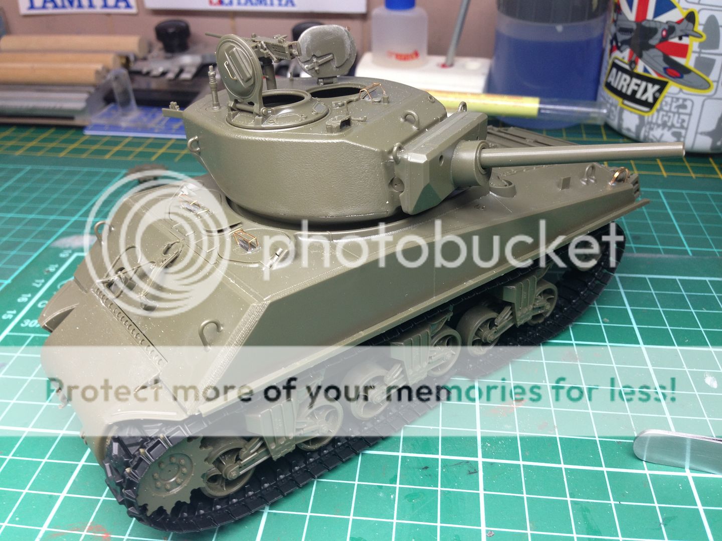 1/35 Tasca US Assault tank M4A3E2 Sherman Jumbo - Page 1 ...