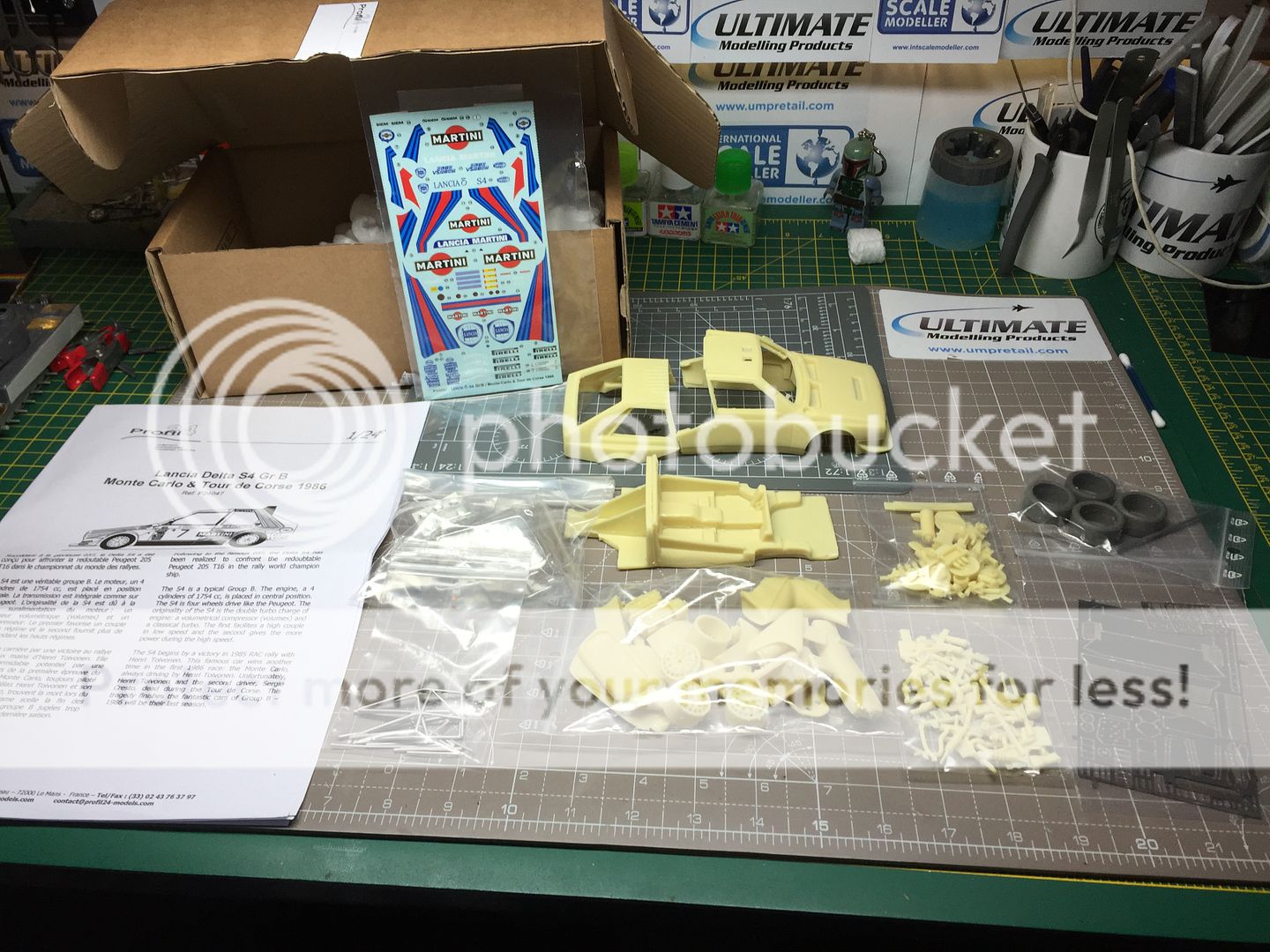 What modelling goodies did the postman deliver today.... - Page 212 ...