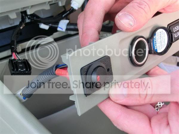 First Navigation Speed Lock Override (from the PC shop) in a Prius v ...